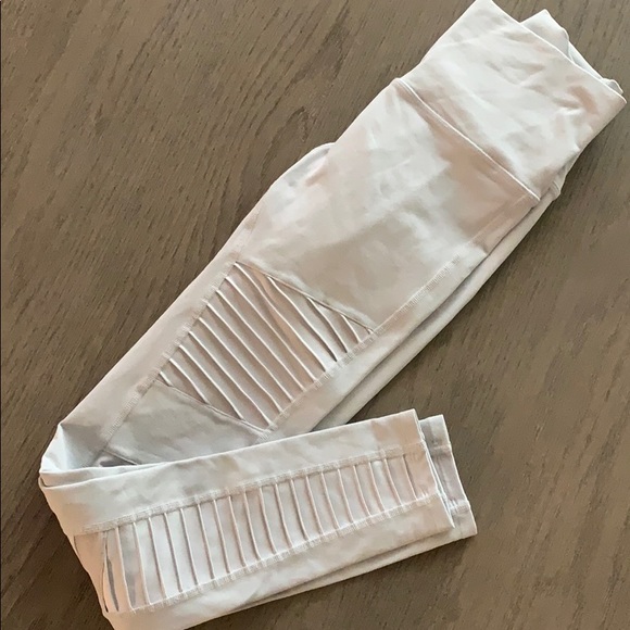 ALO Yoga | Pants & Jumpsuits | Alo Moto Legging | Poshmark